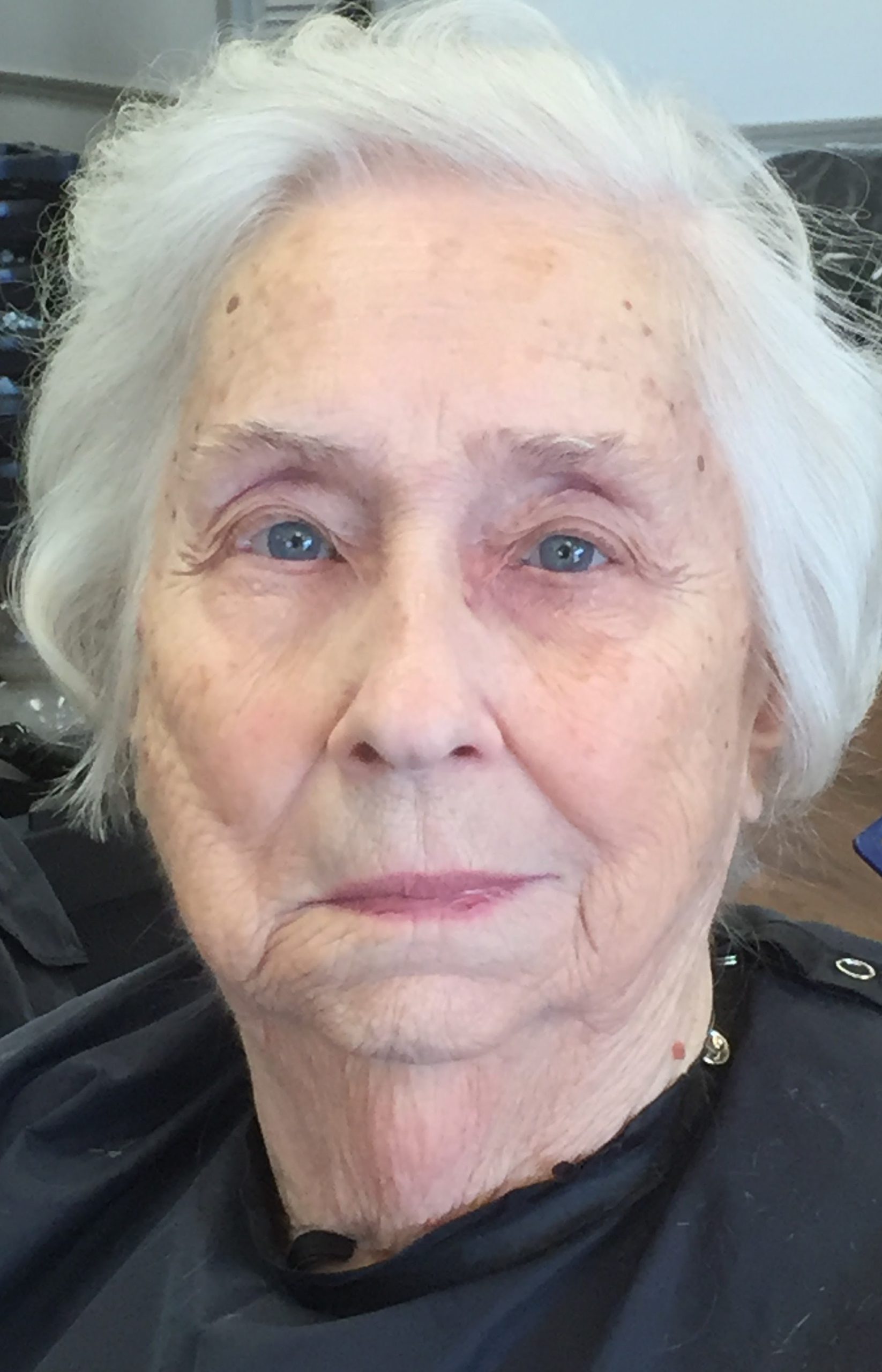 June “Genevieve” Ratliff – Huntsman Funeral Home & Cremation Services