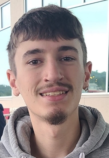 Hayden Andrew Ryan – Huntsman Funeral Home & Cremation Services